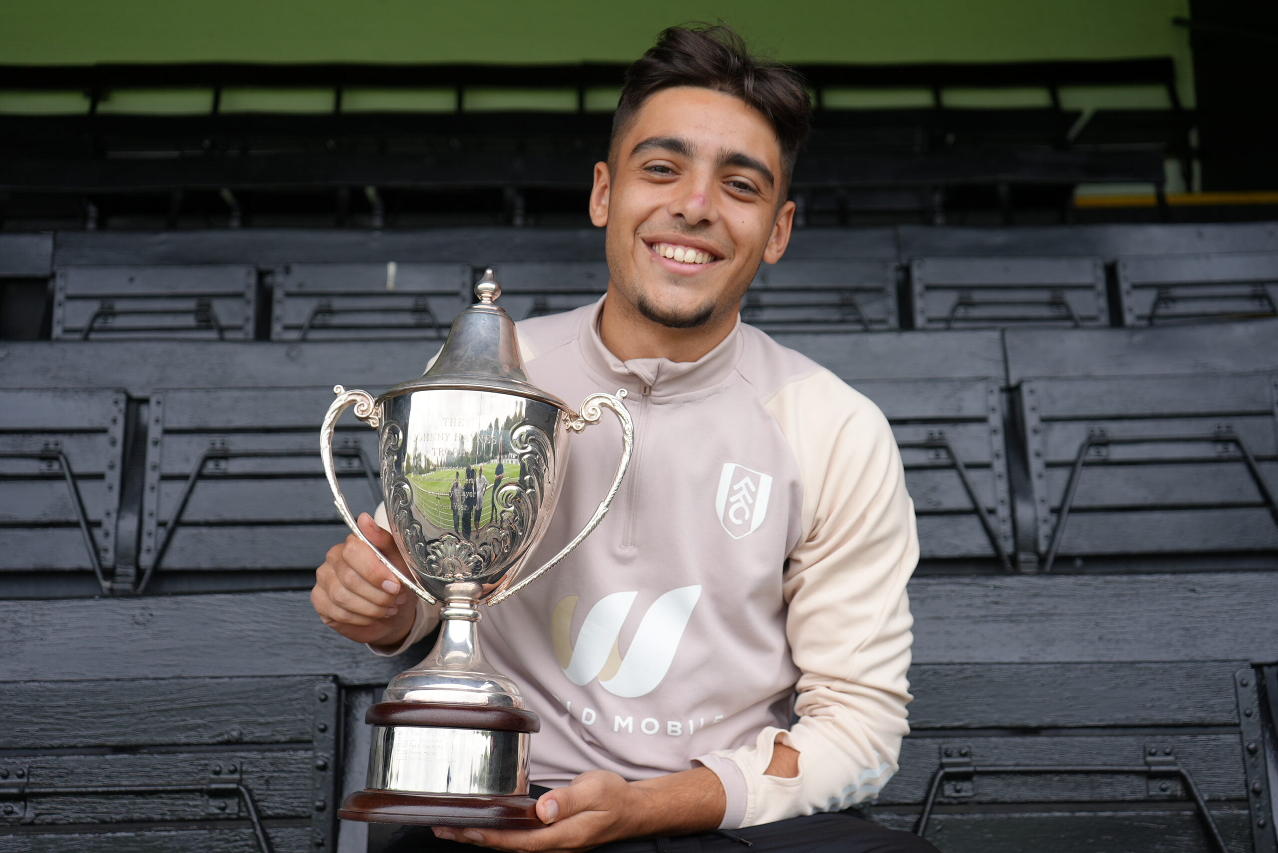 Dibley-Dias wins Johnny Haynes trophy | Fulham Supporters’ Trust